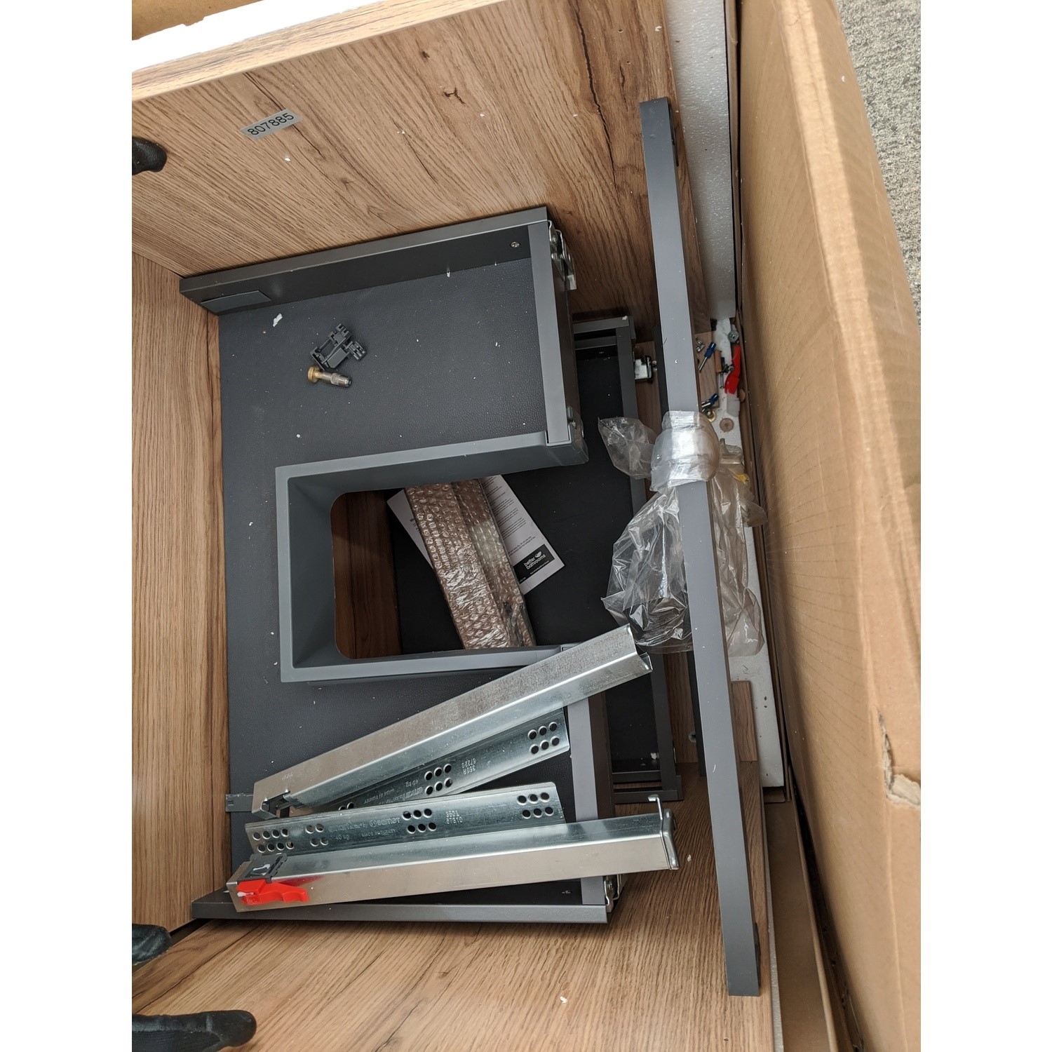 Grade A2 - 600mm Wood Effect Freestanding Countertop Vanity Unit with ...