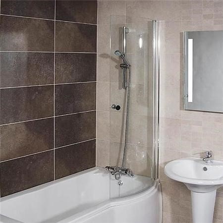 Modern Right Hand 1500mm Shower Bath with Screen - Better Bathrooms