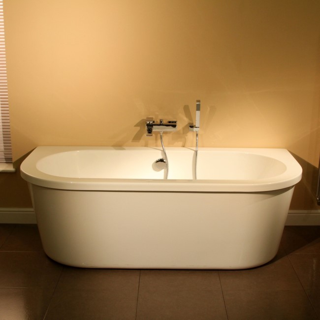 Back to Wall Freestanding Bath with Surround Panel - L1685 x W780mm ...