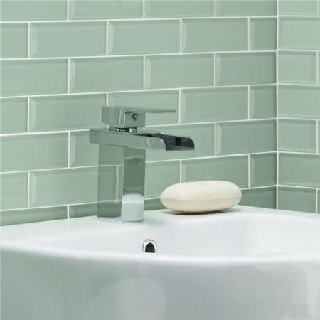 Subway Gatsby Green Gloss Bevelled Edge Wall Tile - Better Bathrooms