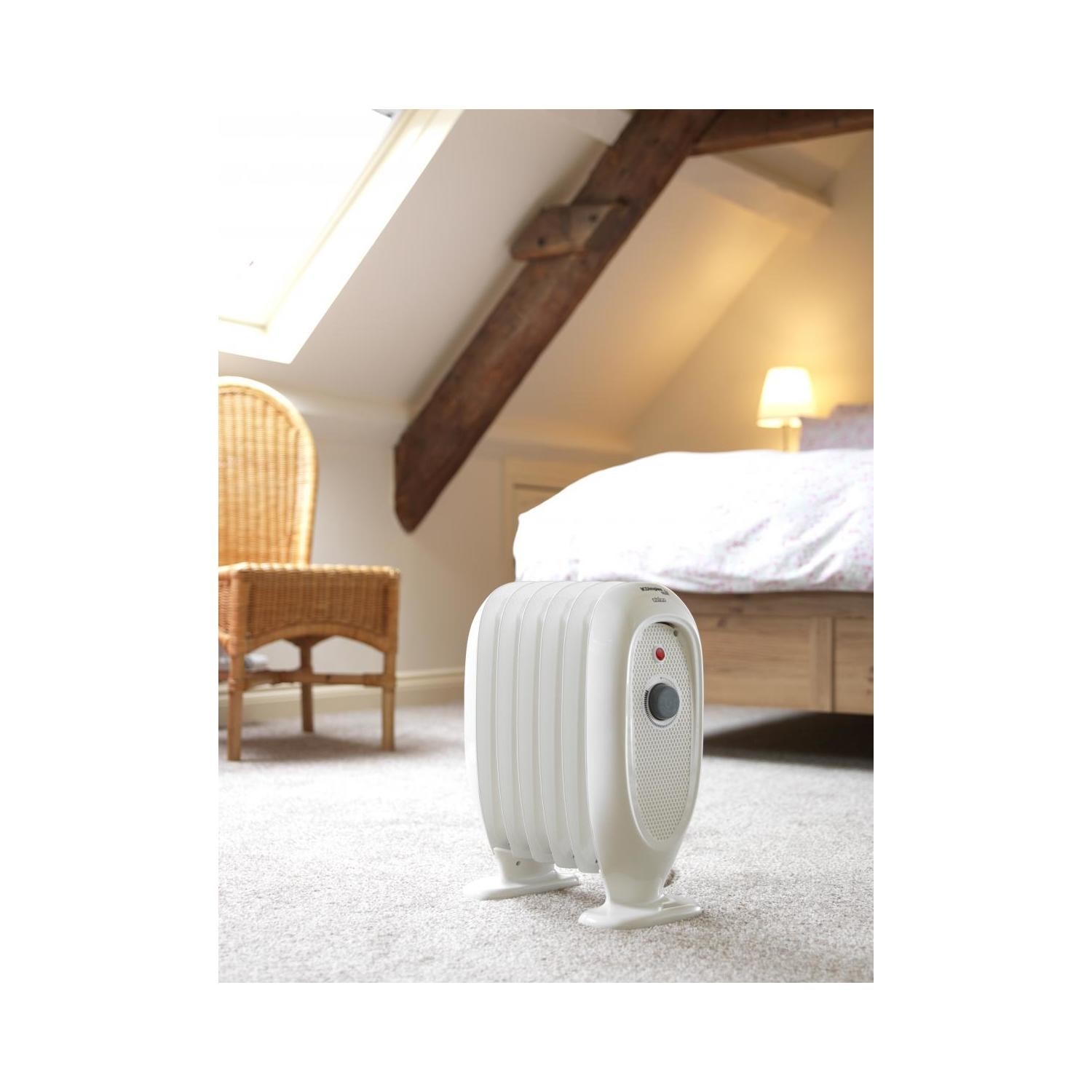 700w Portable mini oil free radiator with fast heating function and 3 ...